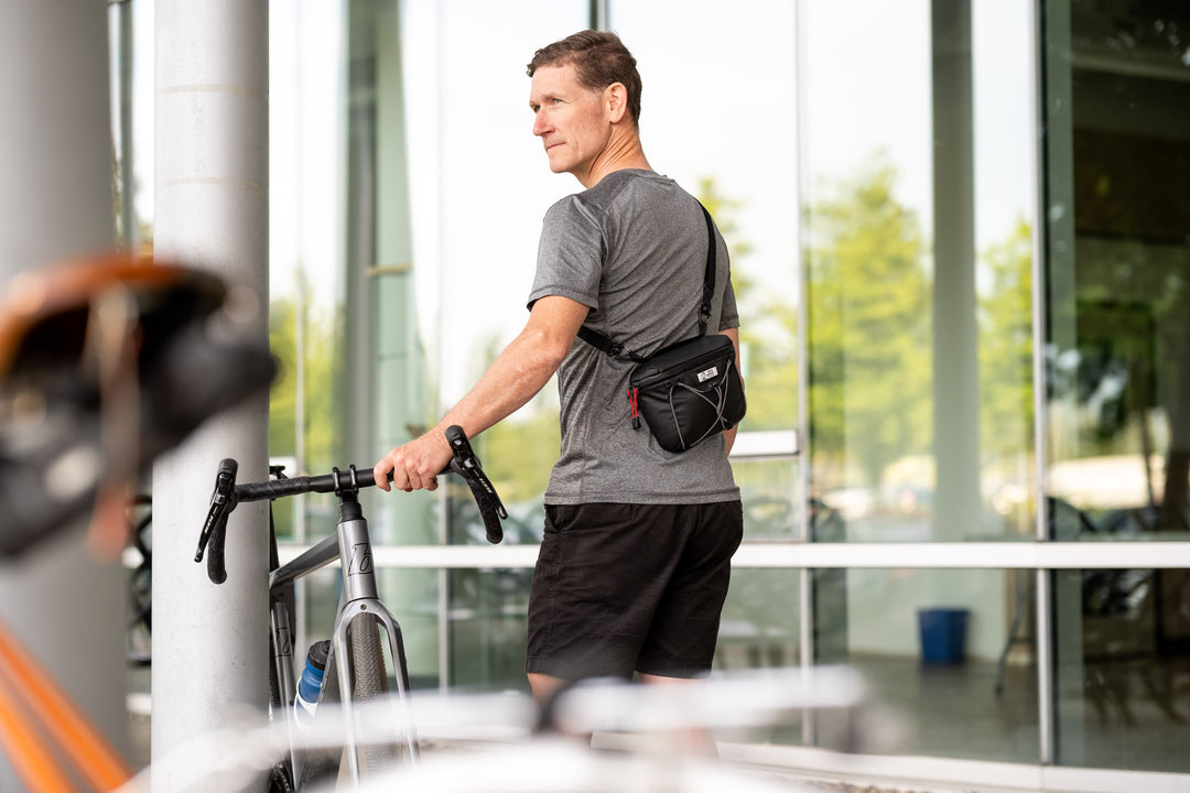 Clutch Bar Bag (1.5L) RIPSTOP – Two Wheel Gear