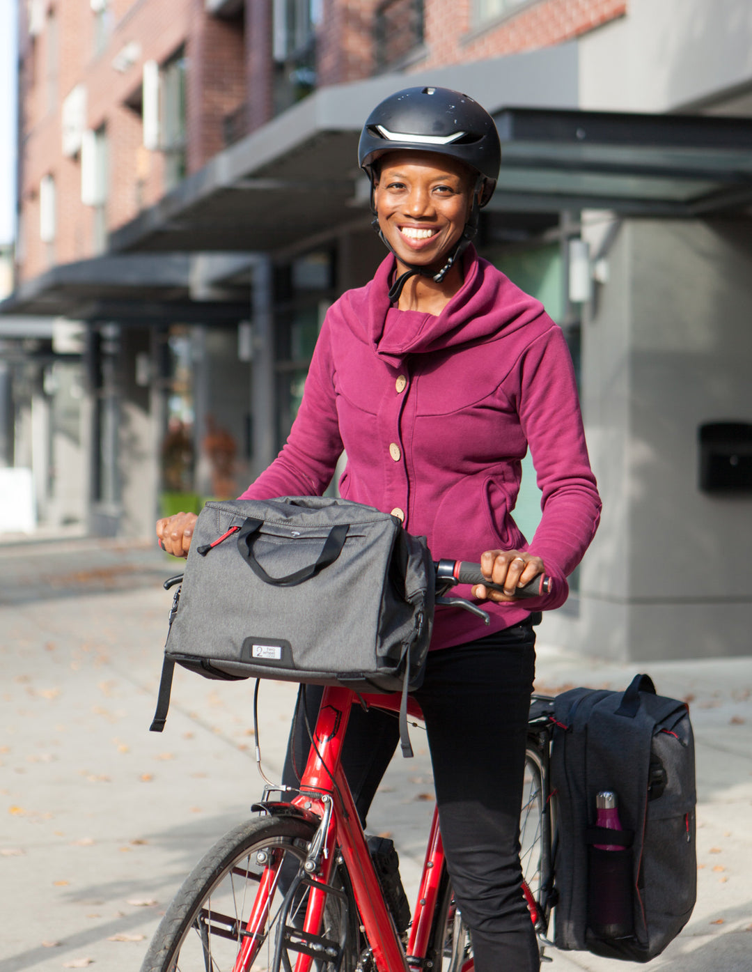 Dayliner Box Bag (20 L) - Handlebar & Trunk Bag – Two Wheel Gear